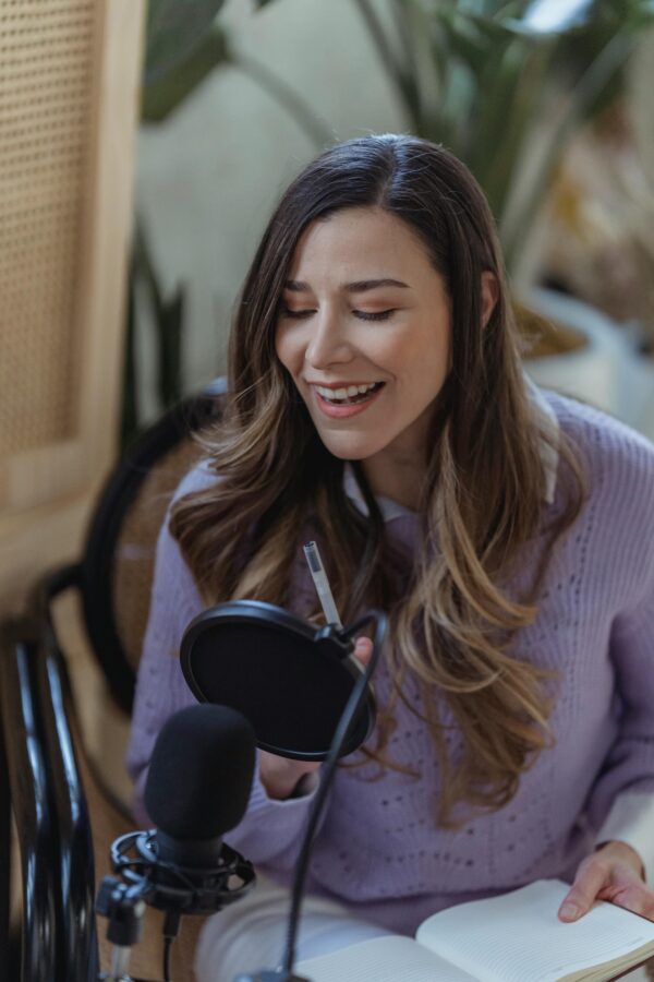 Good Podcast Topics That Keep Listeners Addicted in 2026 - soundorp